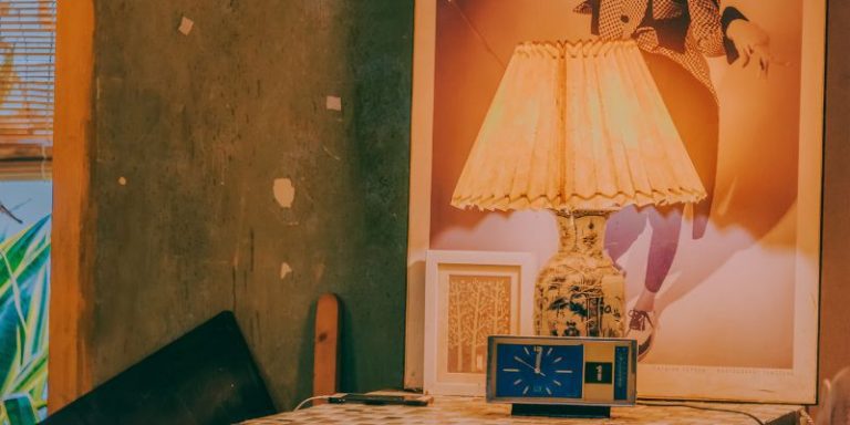 What Is a Spider Lamp Shade? A Complete Guide to This Stylish Lighting ...