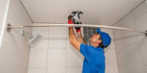How to Fix a Pull Chain Light Fixture